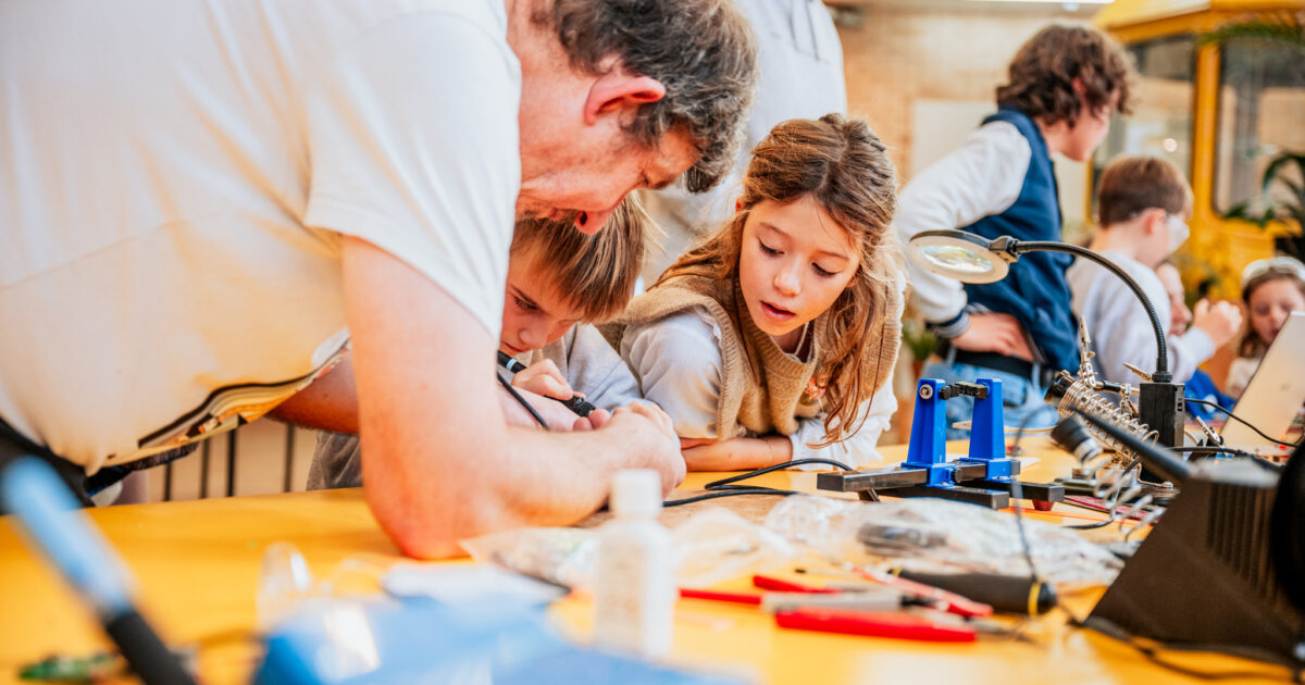 Dag van de Wetenschap in BUDA::lab | Designregio Kortrijk